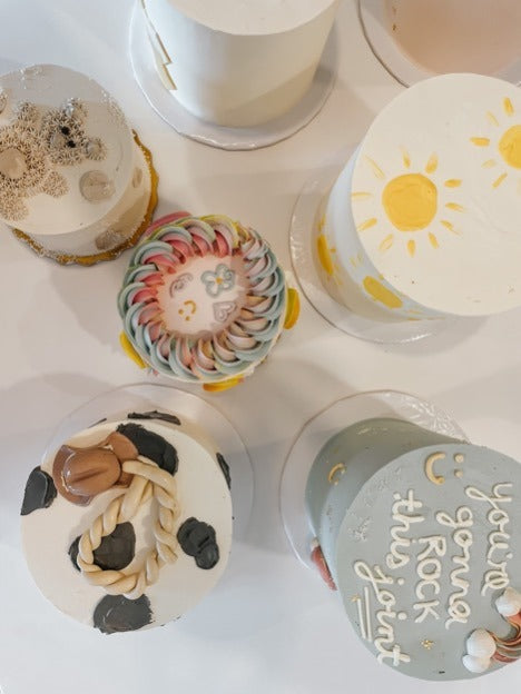Custom Cakes – Brouwer Bake Shop